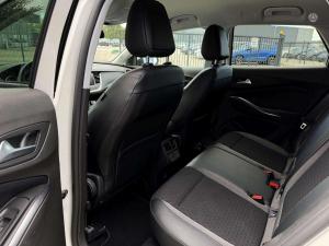 White Opel Grandland X 2020 in Kaunas, with an engine capacity of 1.20 L and mileage of 185 thousand km for 10300 €, photo 12 on AUTOMOTO.COM.LV