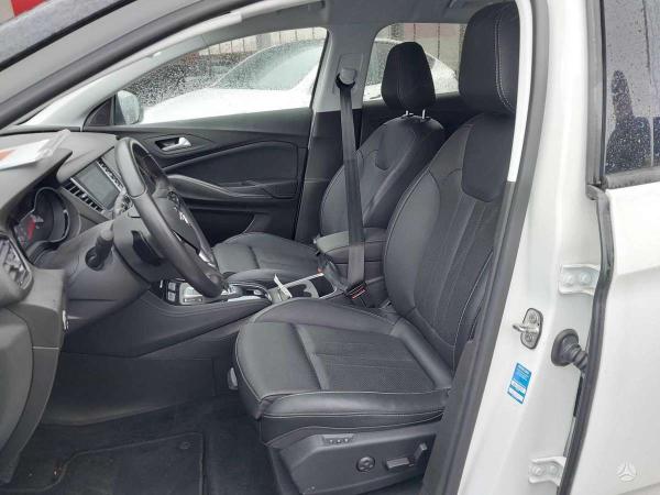 Balts Opel Grandland X 2021 Jelgava, ar dzinēja tilpumu 1.60 L un nobraukumu 67 tūkst. km par 21500 €, foto 11 vietnē AUTOMOTO.COM.LV