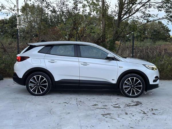 Balts Opel Grandland X 2021 Viļņa, ar dzinēja tilpumu 1.60 L un nobraukumu 170 tūkst. km par 14290 €, foto 8 vietnē AUTOMOTO.COM.LV
