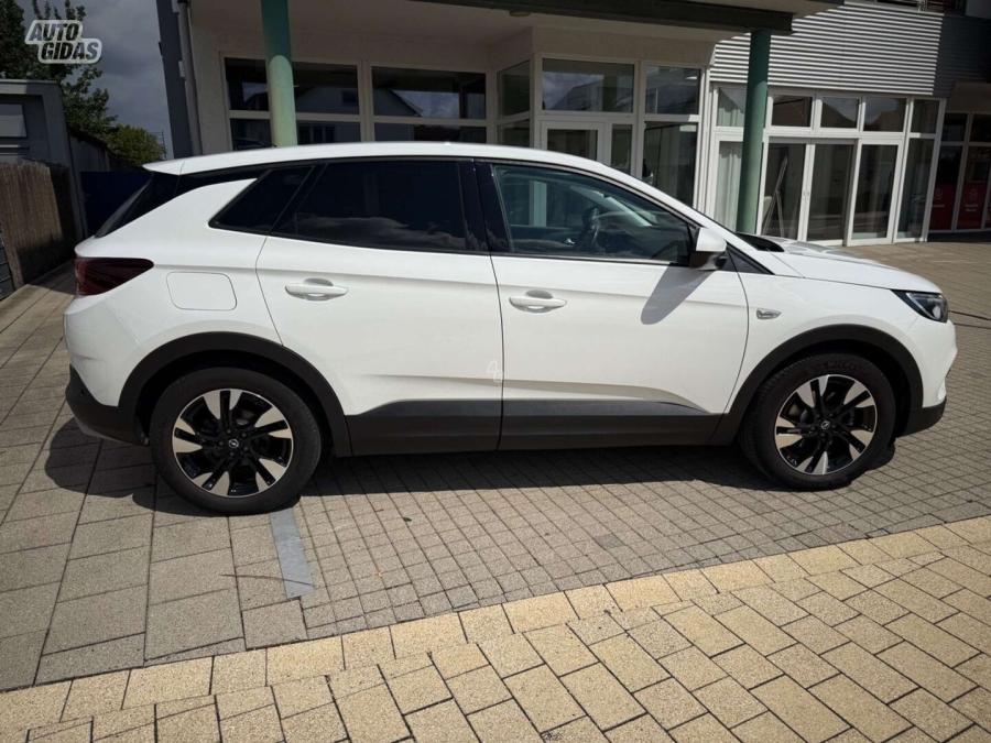 Balts Opel Grandland X 2021 Kauņa, ar dzinēja tilpumu 1.50 L un nobraukumu 64 tūkst. km par 22297 €, foto 14 vietnē AUTOMOTO.COM.LV