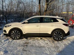 White Opel Grandland X 2021 in Vilnius, with an engine capacity of 1.60 L and mileage of 170 thousand km for 14290 €, photo 8 on AUTOMOTO.COM.LV
