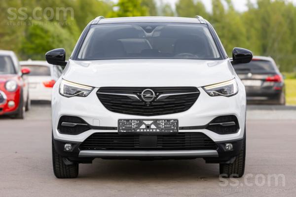 Balts Opel Grandland X 2021 Jelgava, ar dzinēja tilpumu 1.60 L un nobraukumu 0 tūkst. km par 14750 €, foto 2 vietnē AUTOMOTO.COM.LV