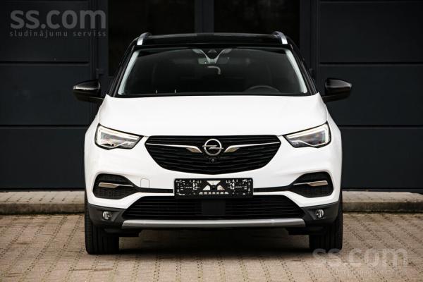 White Opel Grandland X 2021 in Riga, with an engine capacity of 1.60 L and mileage of 0 thousand km for 18700 €, photo 2 on AUTOMOTO.COM.LV