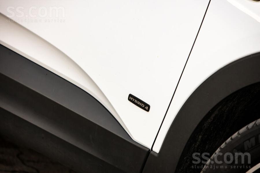 White Opel Grandland X 2021 in Riga, with an engine capacity of 1.60 L and mileage of 0 thousand km for 18700 €, photo 11 on AUTOMOTO.COM.LV