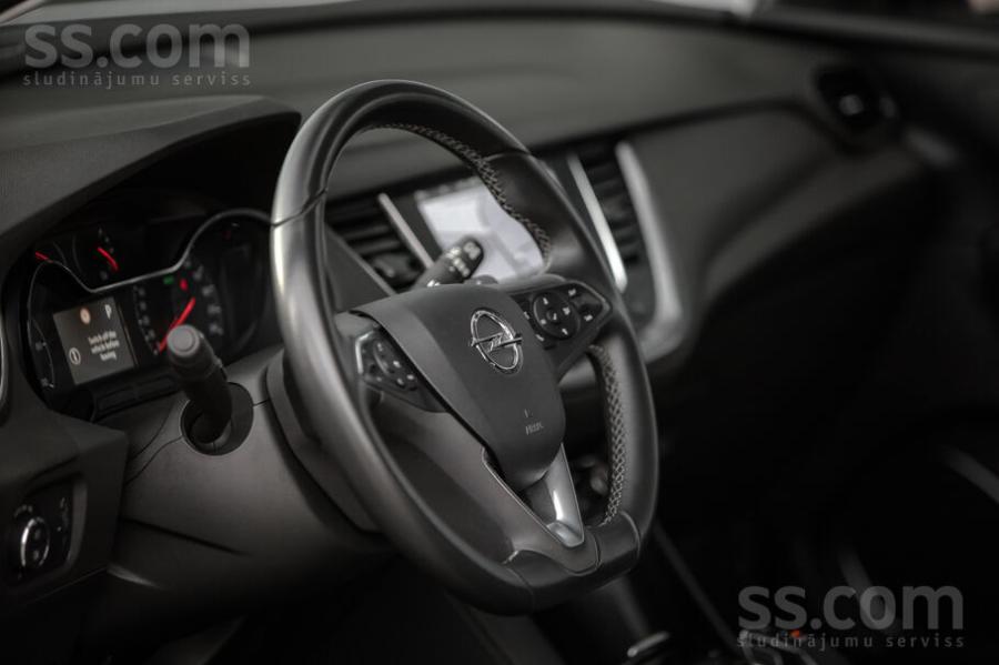 White Opel Grandland X 2021 in Riga, with an engine capacity of 1.60 L and mileage of 0 thousand km for 18700 €, photo 16 on AUTOMOTO.COM.LV