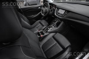 White Opel Grandland X 2021 in Riga, with an engine capacity of 1.60 L and mileage of 0 thousand km for 18700 €, photo 23 on AUTOMOTO.COM.LV