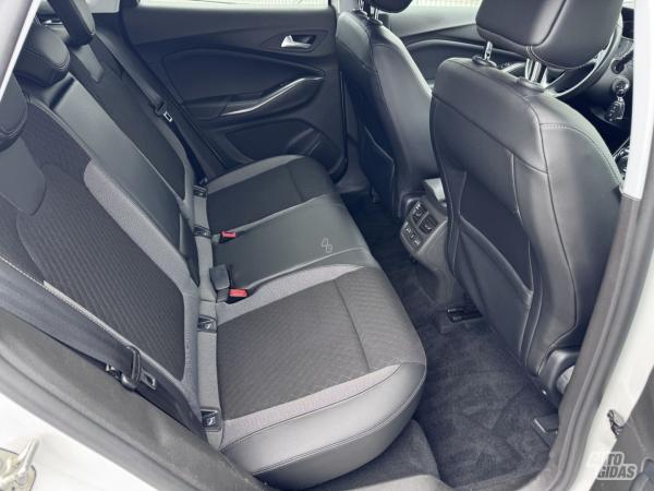 Белый Опель Grandland X 2021 в Авиженяй, объемом двигателя 1.50 л и пробегом 120 тыс. км за 13990 €, фото 8 на AUTOMOTO.COM.LV
