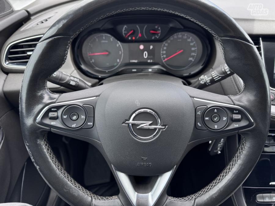 White Opel Grandland X 2021 in Avizieniai, with an engine capacity of 1.50 L and mileage of 120 thousand km for 13990 €, photo 12 on AUTOMOTO.COM.LV