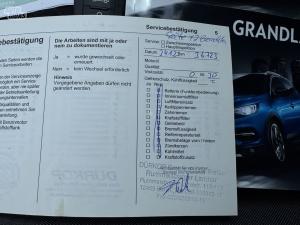 White Opel Grandland X 2021 in Avizieniai, with an engine capacity of 1.50 L and mileage of 120 thousand km for 13990 €, photo 32 on AUTOMOTO.COM.LV