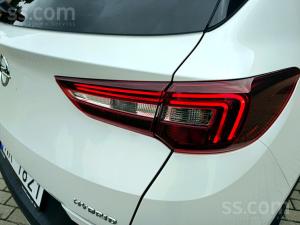 Белый Опель Grandland X 2021 в Лиепая, объемом двигателя 1.60 л и пробегом 56 тыс. км за 16300 €, фото 9 на AUTOMOTO.COM.LV