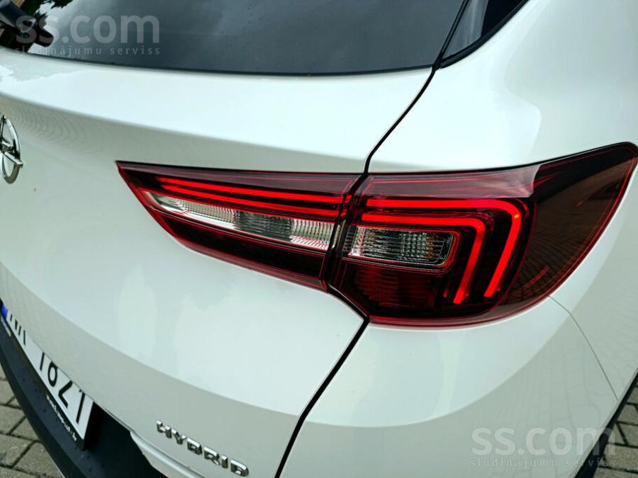 Белый Опель Grandland X 2021 в Лиепая, объемом двигателя 1.60 л и пробегом 56 тыс. км за 16300 €, фото 9 на AUTOMOTO.COM.LV