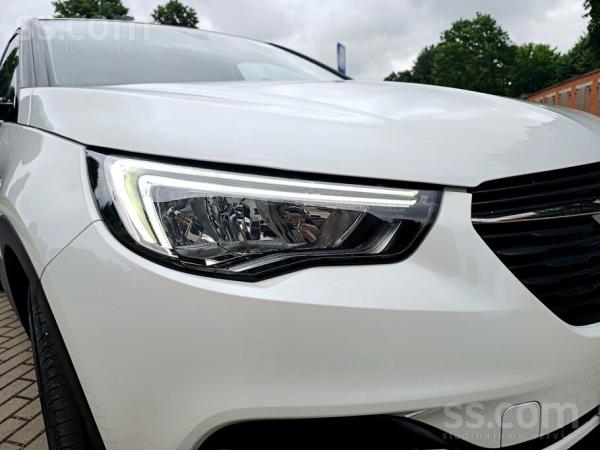 Белый Опель Grandland X 2021 в Лиепая, объемом двигателя 1.60 л и пробегом 56 тыс. км за 16300 €, фото 9 на AUTOMOTO.COM.LV