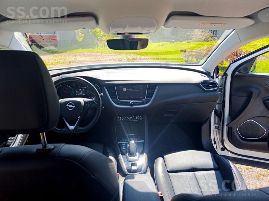Белый Опель Grandland X 2021 в Лиепая, объемом двигателя 1.60 л и пробегом 56 тыс. км за 16300 €, фото 12 на AUTOMOTO.COM.LV