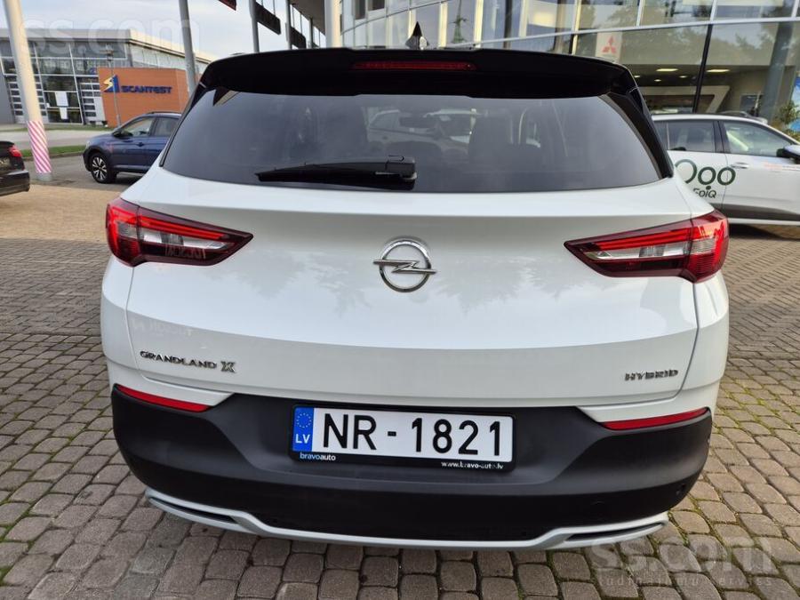 Balts Opel Grandland X 2021 Liepāja, ar dzinēja tilpumu 1.60 L un nobraukumu 57 tūkst. km par 15650 €, foto 7 vietnē AUTOMOTO.COM.LV