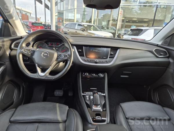 Opel Grandland X 2021 Liepāja vietnē Balts Opel Grandland X 2021 Liepāja, ar dzinēja tilpumu 1.60 L un nobraukumu 57 tūkst. km par 15650 €, foto 11 vietnē AUTOMOTO.COM.LV