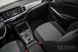 Белый Опель Grandland X 2022 в Рига, объемом двигателя 1.50 л и пробегом 173 тыс. км за 15990 €, фото 14 на AUTOMOTO.COM.LV