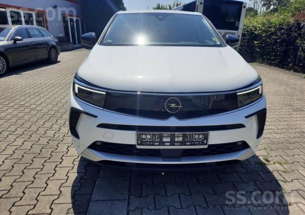 Белый Опель Grandland X 2022 в Рига, объемом двигателя 1.20 л и пробегом 165 тыс. км за 14200 €, фото 3 на AUTOMOTO.COM.LV