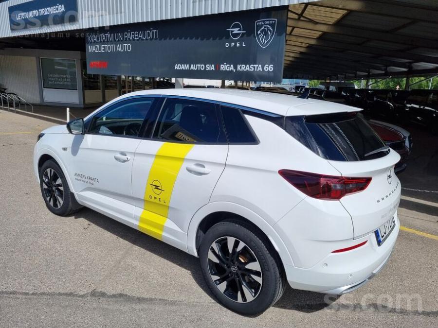 Белый Опель Grandland X 2023 в Рига, объемом двигателя 1.20 л и пробегом 35 тыс. км за 23500 €, фото 5 на AUTOMOTO.COM.LV