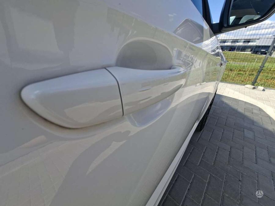 Белый Опель Grandland X 2023 в Вильнюс, объемом двигателя 1.60 л и пробегом 87 тыс. км за 20800 €, фото 20 на AUTOMOTO.COM.LV