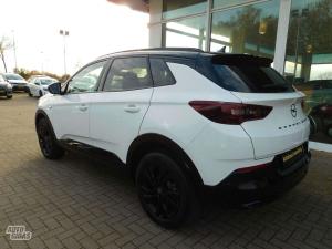 White Opel Grandland X 2024 in Kaunas, with an engine capacity of 1.20 L and mileage of 32 thousand km for 26757 €, photo 8 on AUTOMOTO.COM.LV