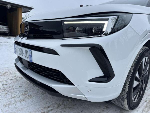 Balts Opel Grandland X 2024 Kauņa, ar dzinēja tilpumu 1.20 L un nobraukumu 29 tūkst. km par 15900 €, foto 2 vietnē AUTOMOTO.COM.LV