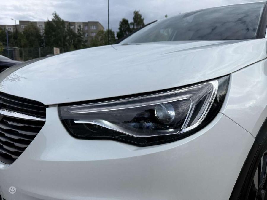 White Opel Grandland X 2018 in Alytus, with an engine capacity of 1.20 L and mileage of 197 thousand km for 8950 €, photo 23 on AUTOMOTO.COM.LV