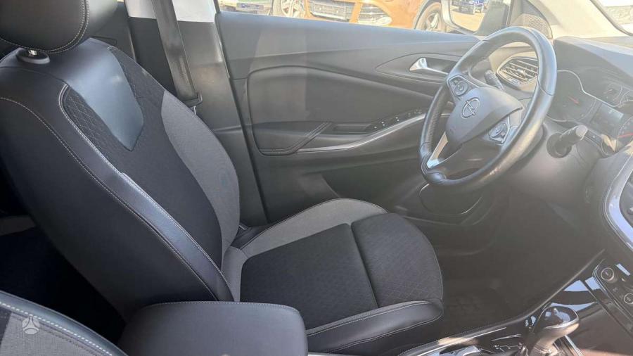 White Opel Grandland X 2018 in Marijampole, with an engine capacity of 1.60 L and mileage of 180 thousand km for 11000 €, photo 21 on AUTOMOTO.COM.LV