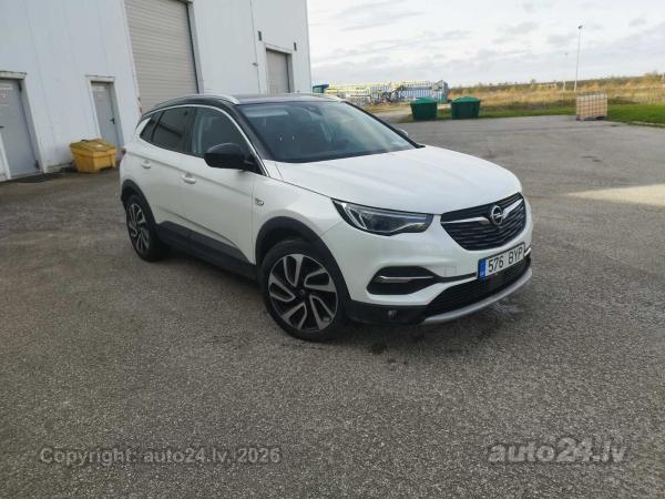 Balts Opel Grandland X 2018 Narva, ar dzinēja tilpumu 2.00 L un nobraukumu 137 tūkst. km par 12900 €, foto  vietnē AUTOMOTO.COM.LV