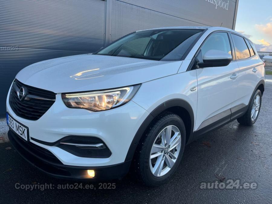 Balts Opel Grandland X 2019 Kuresāre, ar dzinēja tilpumu 1.20 L un nobraukumu 91 tūkst. km par 13390 €, foto 1 vietnē AUTOMOTO.COM.LV