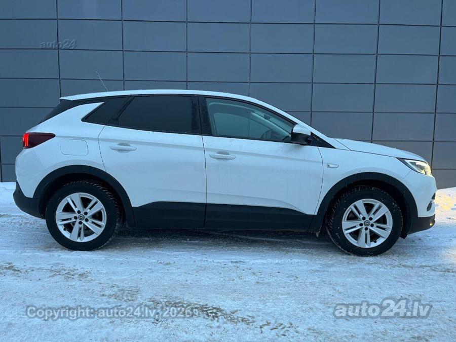 Balts Opel Grandland X 2019 Kuresāre, ar dzinēja tilpumu 1.20 L un nobraukumu 91 tūkst. km par 13390 €, foto 7 vietnē AUTOMOTO.COM.LV