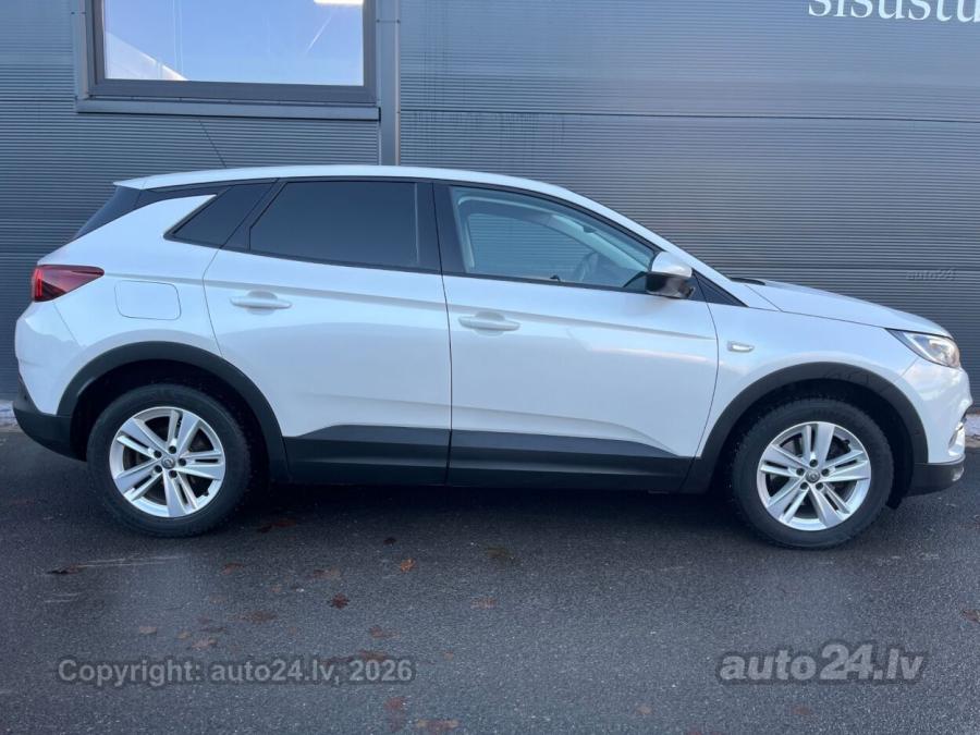 Balts Opel Grandland X 2019 Kuresāre, ar dzinēja tilpumu 1.20 L un nobraukumu 91 tūkst. km par 13390 €, foto 7 vietnē AUTOMOTO.COM.LV
