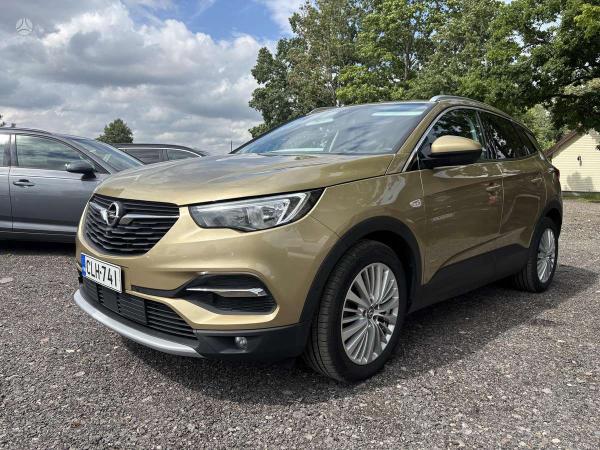 Yellow Opel Grandland X 2018 in Siauliai, with an engine capacity of 1.56 L and mileage of 178 thousand km for 9900 €, photo 1 on AUTOMOTO.COM.LV