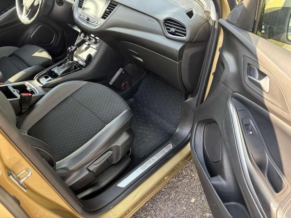 Yellow Opel Grandland X 2018 in Siauliai, with an engine capacity of 1.56 L and mileage of 178 thousand km for 9900 €, photo 10 on AUTOMOTO.COM.LV