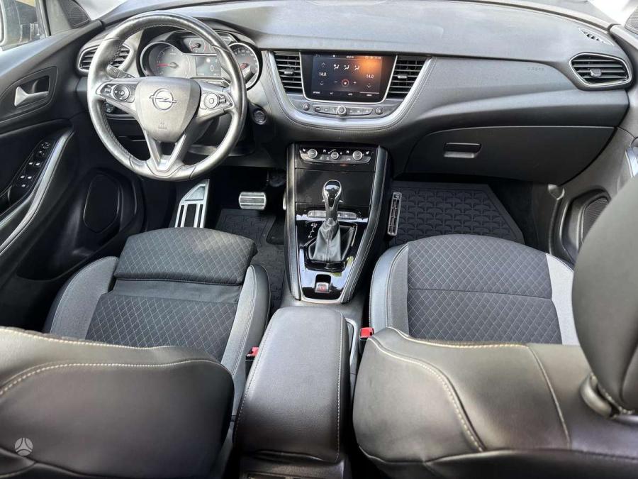Yellow Opel Grandland X 2018 in Siauliai, with an engine capacity of 1.56 L and mileage of 178 thousand km for 9900 €, photo 12 on AUTOMOTO.COM.LV