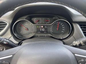 Yellow Opel Grandland X 2018 in Siauliai, with an engine capacity of 1.56 L and mileage of 178 thousand km for 9900 €, photo 16 on AUTOMOTO.COM.LV