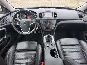 Black Opel Insignia 2008 in Vilnius, with an engine capacity of 2.00 L and mileage of 230 thousand km for 1950 €, photo 10 on AUTOMOTO.COM.LV