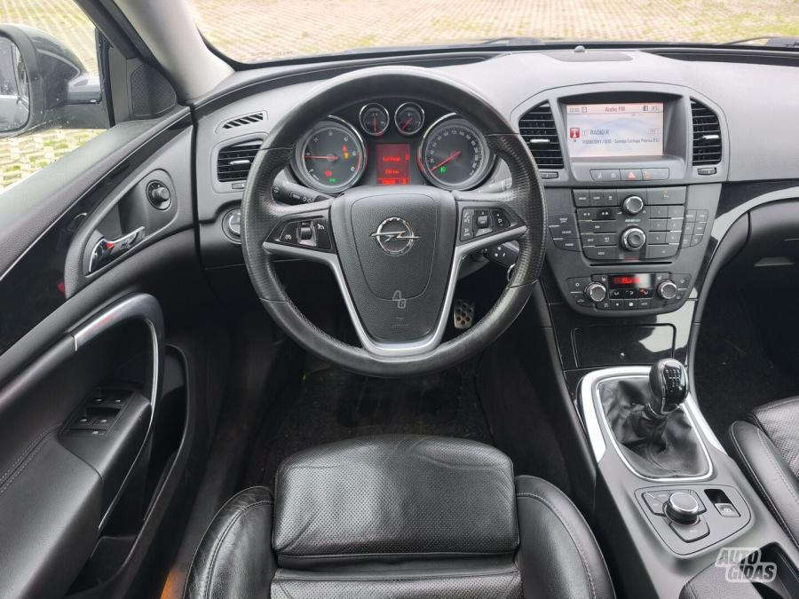 Black Opel Insignia 2008 in Vilnius, with an engine capacity of 2.00 L and mileage of 230 thousand km for 1950 €, photo 11 on AUTOMOTO.COM.LV