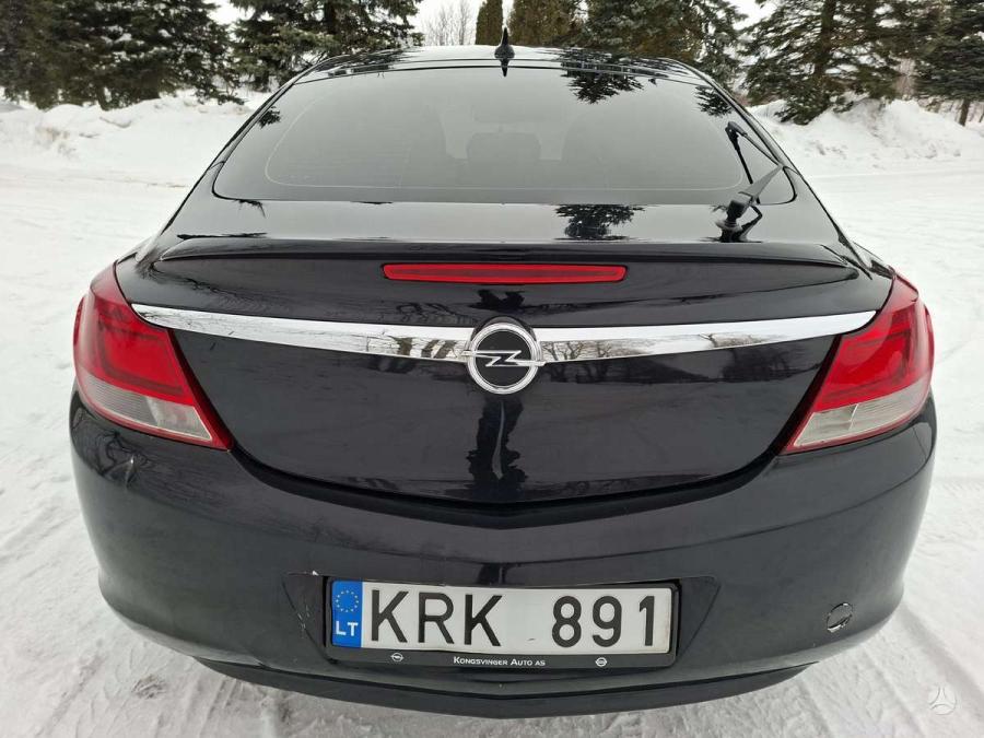 Black Opel Insignia 2009 in Plunge, with an engine capacity of 1.96 L and mileage of 329 thousand km for 2100 €, photo 11 on AUTOMOTO.COM.LV