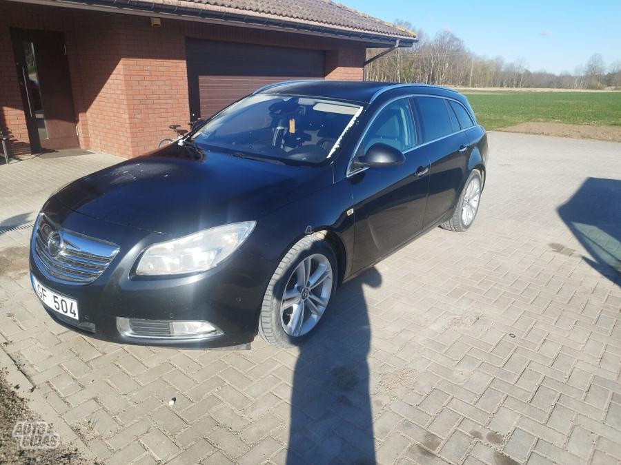 Black Opel Insignia 2009 in Plunge, with an engine capacity of 2.00 L and mileage of 350 thousand km for 2500 €, photo 1 on AUTOMOTO.COM.LV