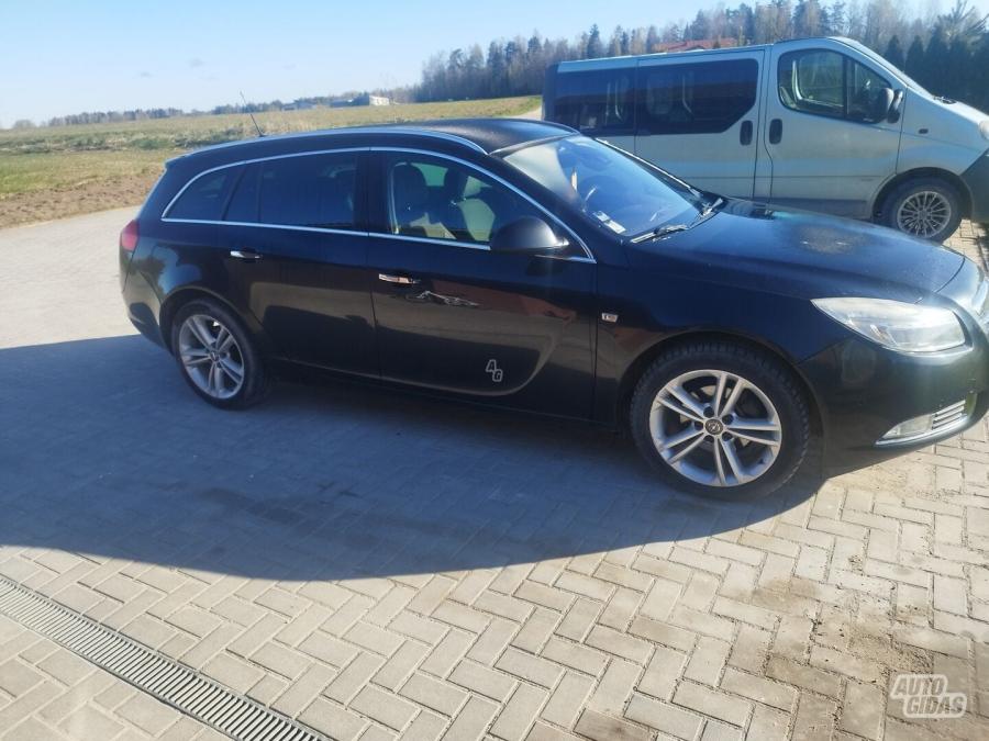 Black Opel Insignia 2009 in Plunge, with an engine capacity of 2.00 L and mileage of 350 thousand km for 2500 €, photo 5 on AUTOMOTO.COM.LV