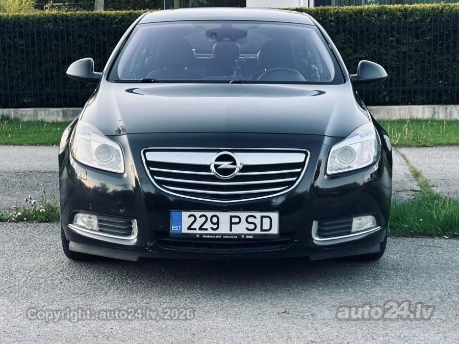 Черный Опель Инсигния 2009 в Таллин, объемом двигателя 2.00 л и пробегом 260 тыс. км за 2490 €, фото 4 на AUTOMOTO.COM.LV