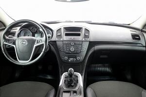 Black Opel Insignia 2009 in Tallinn, with an engine capacity of 2.00 L and mileage of 234 thousand km for 1999 €, photo 14 on AUTOMOTO.COM.LV