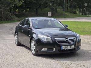 Melns Opel Insignia 2009 Viļņa, ar dzinēja tilpumu 1.96 L un nobraukumu 303 tūkst. km par 2800 €, foto  vietnē AUTOMOTO.COM.LV