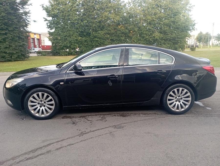 Melns Opel Insignia 2009 Viļņa, ar dzinēja tilpumu 1.80 L un nobraukumu 419 tūkst. km par 1100 €, foto 10 vietnē AUTOMOTO.COM.LV