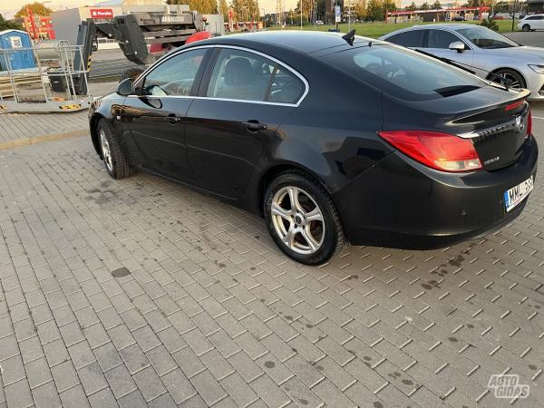 Black Opel Insignia 2009 in Kaunas, with an engine capacity of 2.00 L and mileage of 335 thousand km for 2000 €, photo 5 on AUTOMOTO.COM.LV