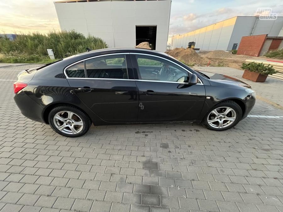 Melns Opel Insignia 2009 Kauņa, ar dzinēja tilpumu 2.00 L un nobraukumu 335 tūkst. km par 2000 €, foto 7 vietnē AUTOMOTO.COM.LV