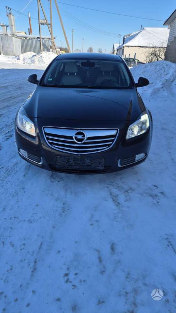 Melns Opel Insignia 2010 Tauragė, ar dzinēja tilpumu 1.96 L un nobraukumu 274 tūkst. km par 3500 €, foto 1 vietnē AUTOMOTO.COM.LV