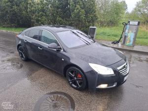 Melns Opel Insignia 2010 Klaipėda, ar dzinēja tilpumu 2.00 L un nobraukumu 230 tūkst. km par 2900 €, foto 6 vietnē AUTOMOTO.COM.LV