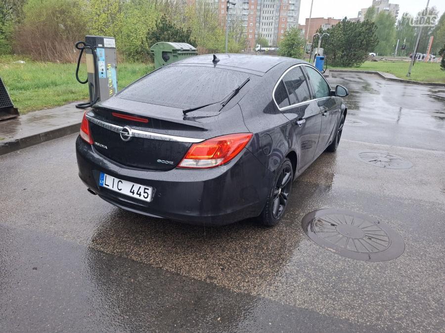 Melns Opel Insignia 2010 Klaipėda, ar dzinēja tilpumu 2.00 L un nobraukumu 230 tūkst. km par 2900 €, foto 9 vietnē AUTOMOTO.COM.LV
