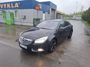 Melns Opel Insignia 2010 Klaipėda, ar dzinēja tilpumu 2.00 L un nobraukumu 230 tūkst. km par 2900 €, foto 12 vietnē AUTOMOTO.COM.LV